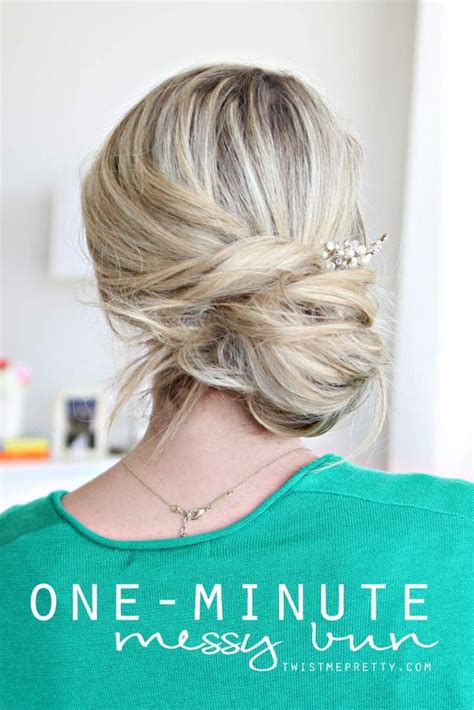 One Minute Messy Bun Tutorial