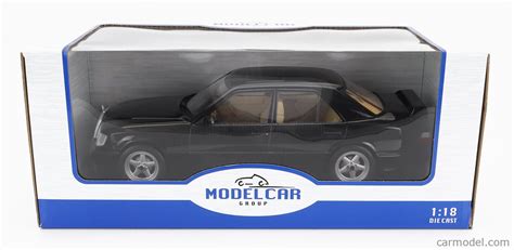 Mcg Mcg18341 Scale 1 18 Mercedes Benz E Class W124 1986 Black