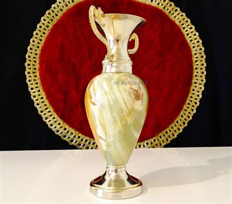 Посребрена ваза амфора с оникс 15 см Аксесоари Разград Италианска ваза амфора майс