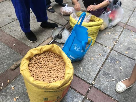 農村地里的黃色寶貝：到了城市秒變稀罕物，城裡人以袋為單位購買 每日頭條
