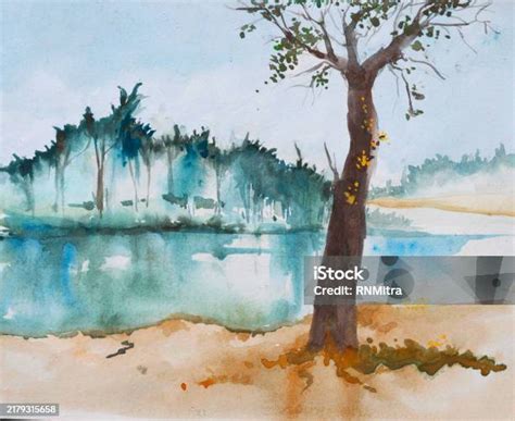 푸른 하늘과 나무가 물에 반사되는 공원의 아름다운 풍경 배경에 있는 나무 수채화 물감과 브러시로 만든 손으로 그린 수채화 예술