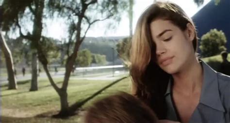 Denise Richards Deleted Scene In Starship Troopers Rwelovecelebrities