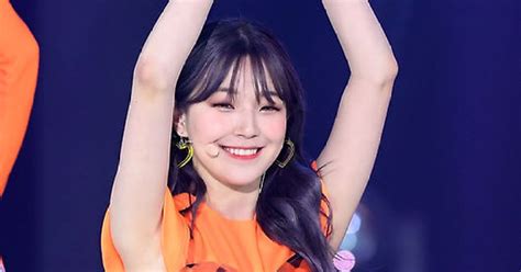 프로미스나인 백지헌 상큼한 미소 [사진]