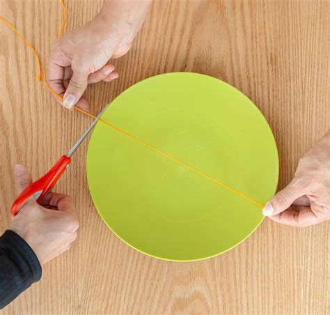 Cutting Pi Mathematics And Measurement Science Activity Exploratorium