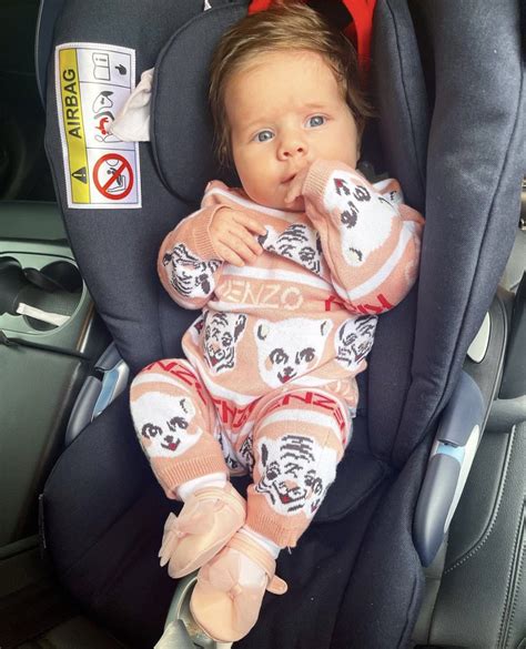 Ok ნანუკა გულუა კახაბერ კაშია და უსაყვარლესი ნინა კაშია Ok Magazine