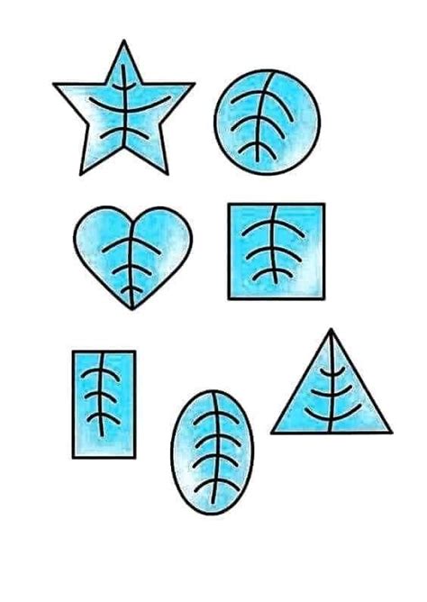 Four Different Shapes Are Shown In The Shape Of Hearts Stars And