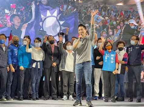 蔣萬安宣布當選 讚陳時中、黃珊珊是可敬對手圖 中央通訊社 Line Today