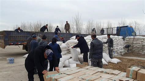 Халхгол Халхгол сумын малчдад үзүүлэх дэмжлэг туслалцаа ирсээр байна