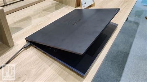First Look Asus Expertbook B Oled A Powerful Professional Laptop Pcmag