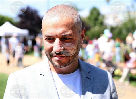 Започва основен ремонт на сградата на 13 о Основно училище Св св Кирил и Методий до Женския