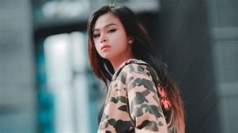 6 Potret Dan Fakta Menarik Angeli Khang Artis Film Dewasa Filipina Yang Keturunan Korea