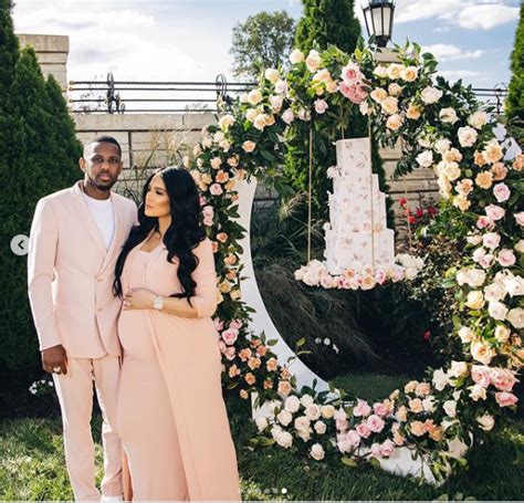 Le Rappeur Fabolous Et Emily Bustamante Célèbrent Leur 3e Anniversaire