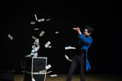 24만 마술 유튜버 한기용 마술사의 프리미엄 공연 크몽