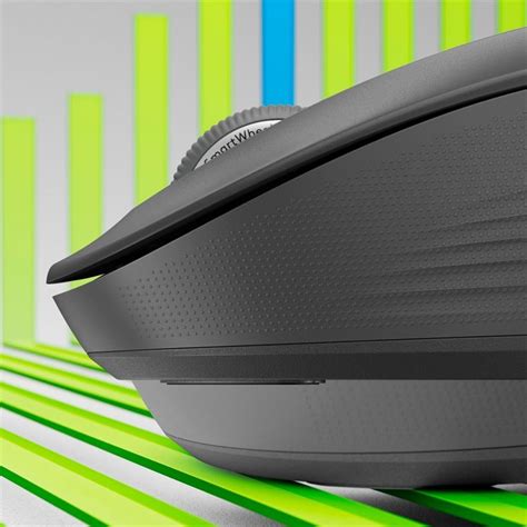 Logitech Signature M Comfort Fit Wireless Mouse Medium Black