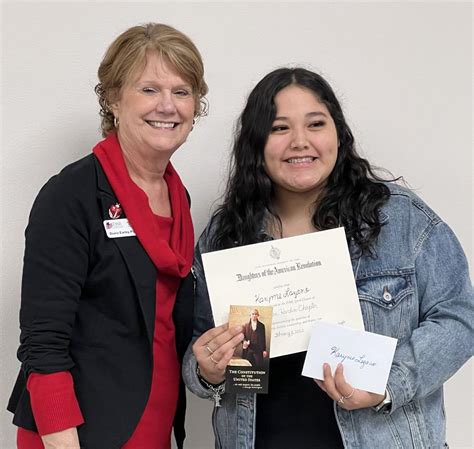 Dar Jonathan Hardin Chapter Awards Good Citizen At Recent Meeting Groesbeck Journal