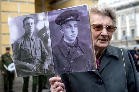 Более миллиона украинцев собираются принять участие в Бессмертном полку