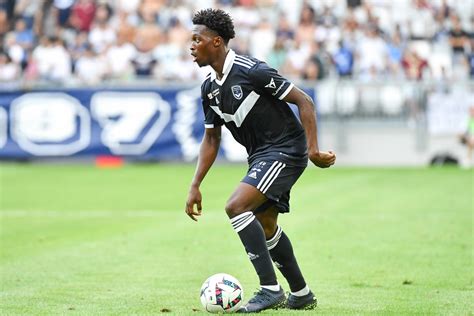 Girondins4ever Yoann Riou Dilane Bakwa Cest Un Fou De Foot Il