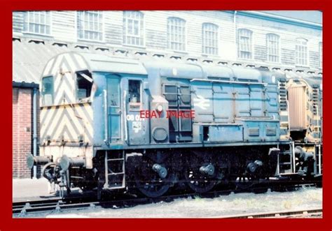 Photo Br Class 08 Shunter Loco No 08071 £1 65 Picclick Uk