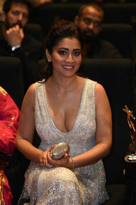 Shriya Saran Scrolller