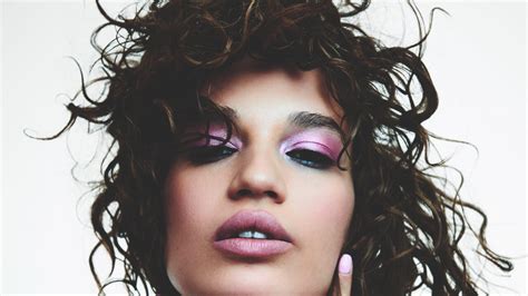 Candy Crush How To Wear Metallic Makeup For Spring 2025