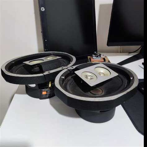 باند جی بی ال T595