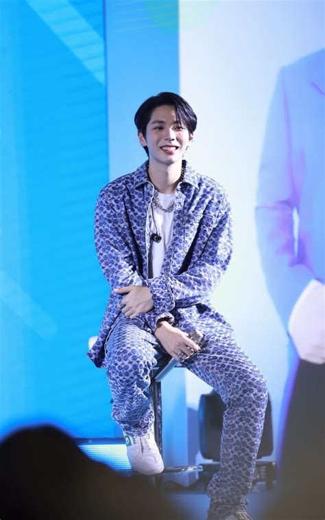 Ghim C A Y I N G Tr N