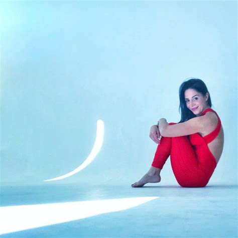 Lara Bañuelos Personal Trainer Y Yoga En Madrid