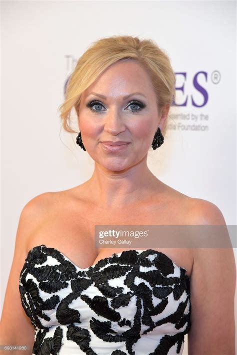 Foto De Leigh And Her Huge Good Luck Charms