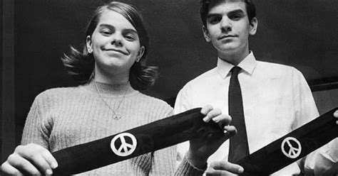 Tinker V Des Moines Independent Community School District The Foundation For Individual