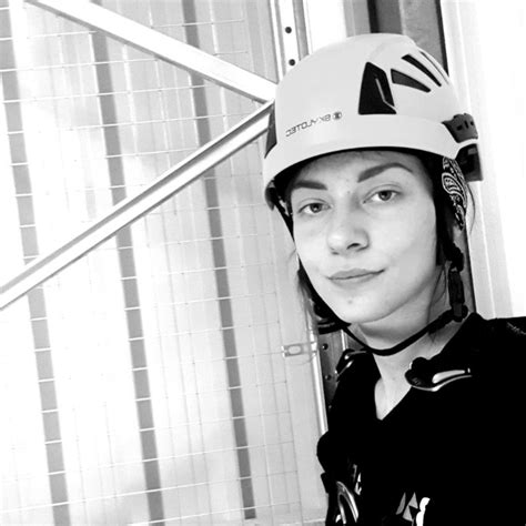 karolina nowak linkedin