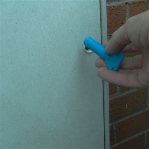 3d Printable Meter Cupboard Key Triangle Long By Billy Tail
