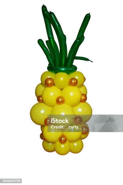 황금 녹색 노란색 색상과 큰 무지개 호일 번호의 헬륨 풍선의 구성 6번 6번 어린 소년을 위한 6년 선물 정글 생일 파티 0명에 대한 스톡 사진 및 기타 이미지 Istock