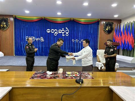 ပြည်ထောင်စုဝန်ကြီး ဦးမြင့်ကြိုင် ကချင်ပြည်နယ်အတွင်းရှိ ပြည်နယ် ခရိုင် မ
