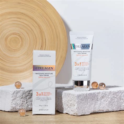 Солнцезащитный крем для лица с коллагеном Enough Collagen 3in1 Whitening Moisture Sun Cream