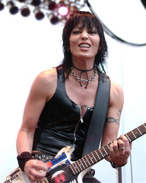Джоан Джетт на сцене :: фотообзор :: Джоан Джетт (Joan Jett)