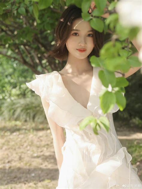 查看妹子图片 微博美女