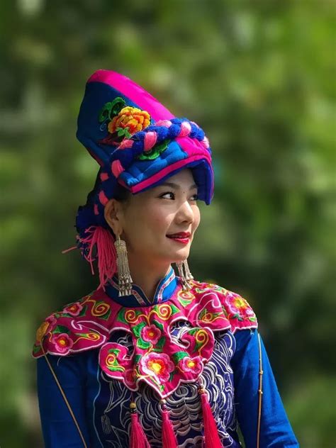 羌族人物羌族卡通 伤感说说吧