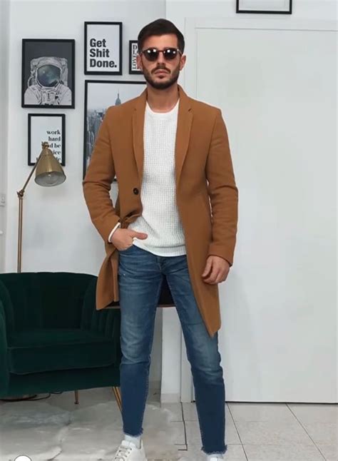 Abrigo Camel De Lana Y Suéter Combinacion De Ropa Hombre Ropa De