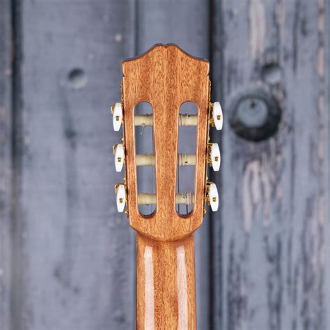 Classical Guitar Headstock