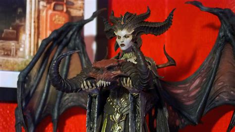I Bought The Insane Diablo 4 Lilith Statue So You Dont Have To