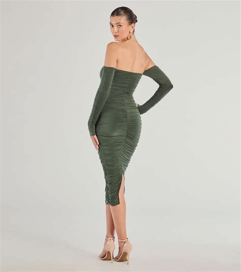 Long Sleeve Off The Shoulder Dresses And Windsor
