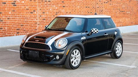 10 Cheapest Cars That Let You Shift Like A Supercar Driver
