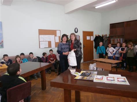 Награждаване в конкурса „Пимо до Дядо Коледа“ ОУ “Петко Рачов Славейков” Ямбол