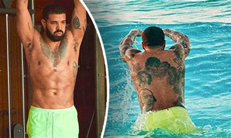 Drake Shirtless 2022