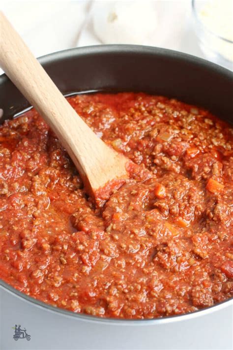 Rich And Hearty Spaghetti Meat Sauce