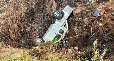 Dvb မိုင်းဖြတ်မြို့နယ်၌ ဘုရားဖူးကား ချောက်ထဲ ပြုတ်ကျ၊ ၃ ဦးသေဆုံး ၃