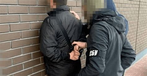 У Луцьку депутат за 3 тисячі доларів допомагав ухилянтам втекти за кордон Фото