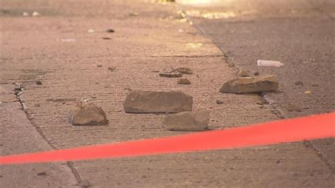 男途人尖沙咀被混凝土擊傷清醒送院 屋宇署檢視涉事大廈指整體無明顯危險 無綫新聞tvb News