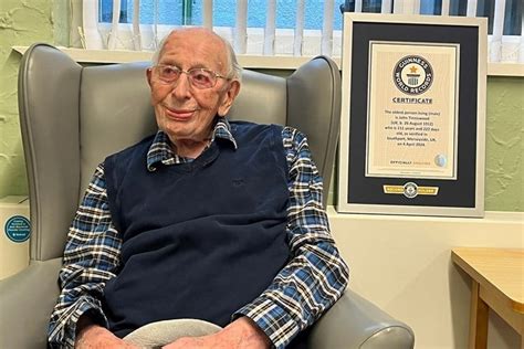 Во Англија почина најстариот маж на светот ВИДЕО