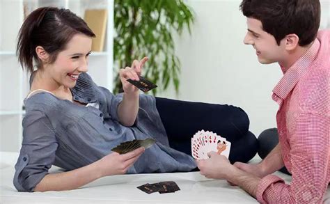 Juegos De Cartas De Póquer Para Parejas Citas Nocturnas Cartas De